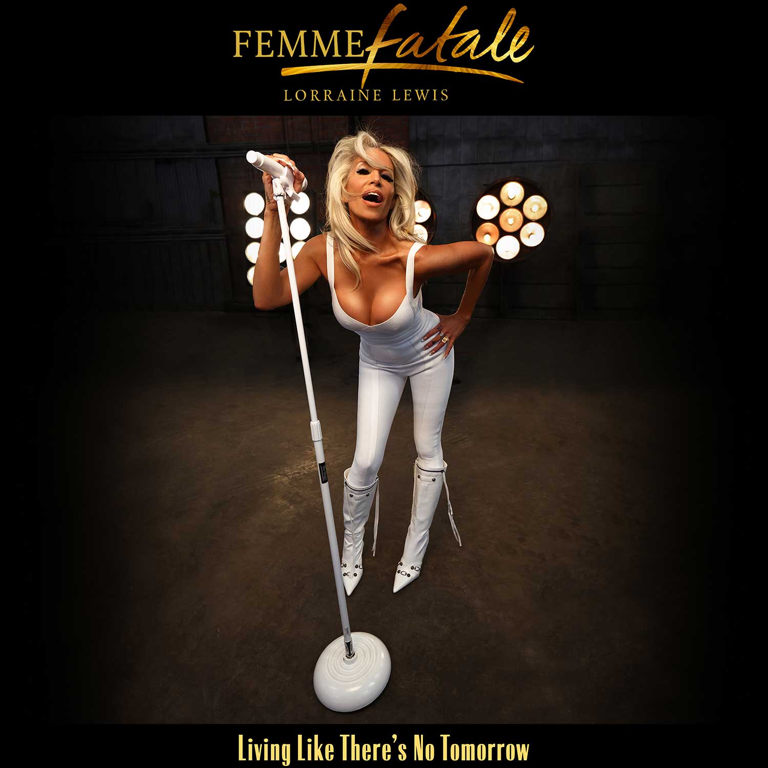 80s Femme Fatale Metal Queen Lorraine Lewis Is Living Like There’s No